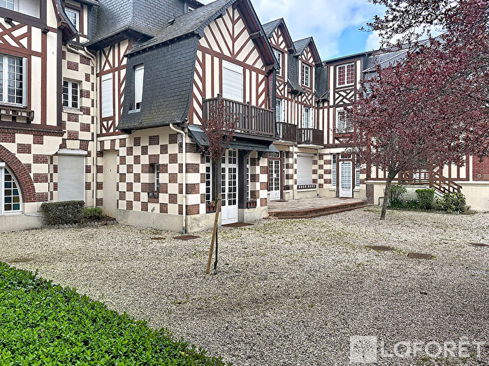 Appartement à vendre - Cabourg, Centre-ville, Clos Pasteur, Cap Cabourg - 3 pièces - 2 chambres