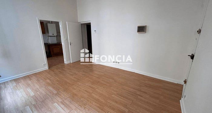 Saint Jacques-Chavanelle, Saint-Étienne : Appartement 2 pièces à louer
