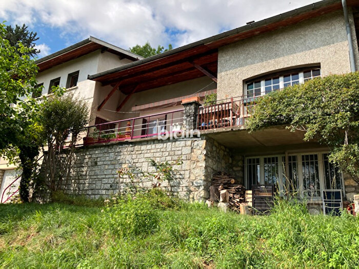 Maison 9 pièces à Saint-Martin-le-Vinoux, à vendre