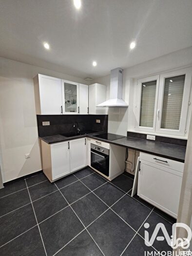 Appartement à louer - Brie-Comte-Robert, Centre-ville - 3 pièces - 2 chambres