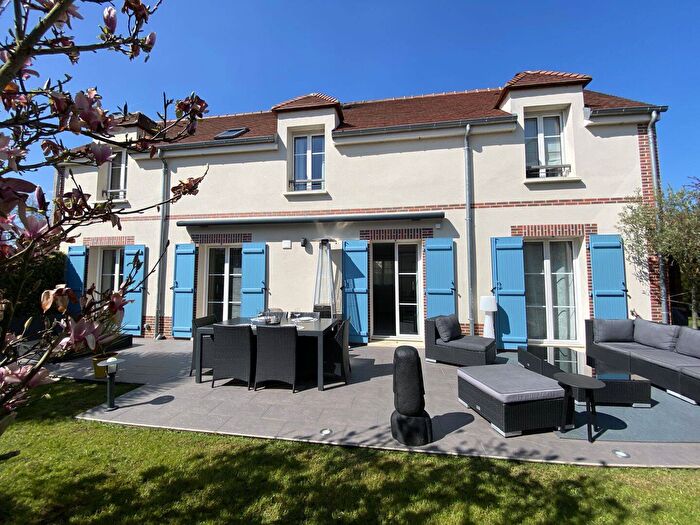 Maison 7 pièces à Neauphle-le-Vieux, à louer