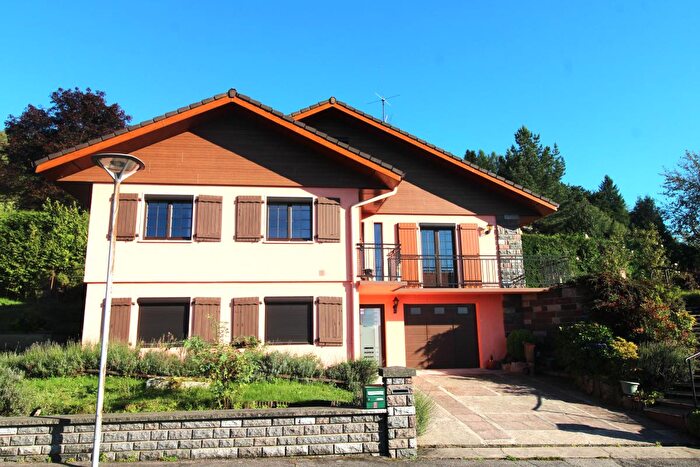 Maison à vendre - Le Thillot - 6 pièces - 5 chambres