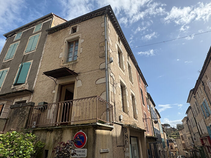 Maison à louer - Puy-lévêque - 7 pièces - 2 chambres