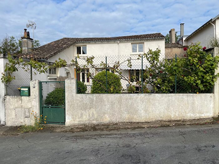 Sanxay - Maison 7 pièces à vendre