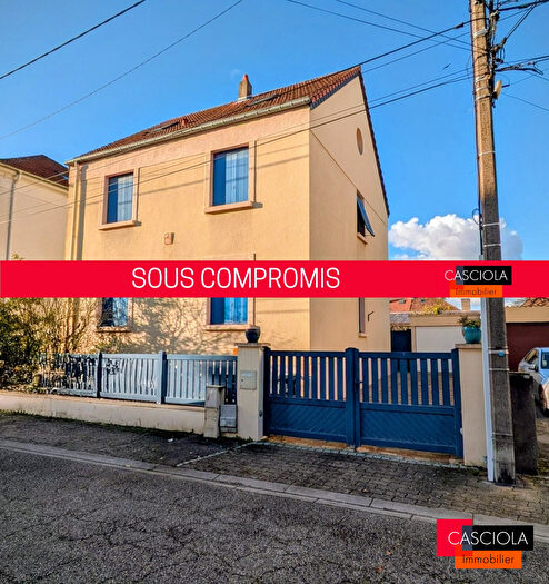 Maison à vendre - Montigny-lès-Metz - 7 pièces - 5 chambres