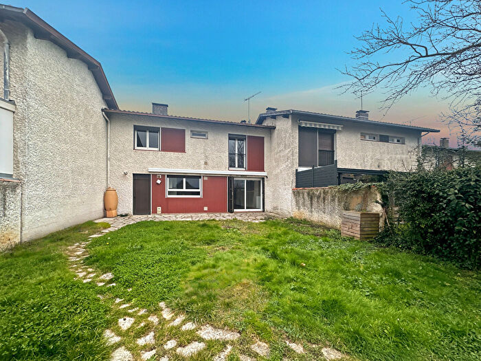 Maison à louer - Montauban, Pomponne - 6 pièces - 5 chambres