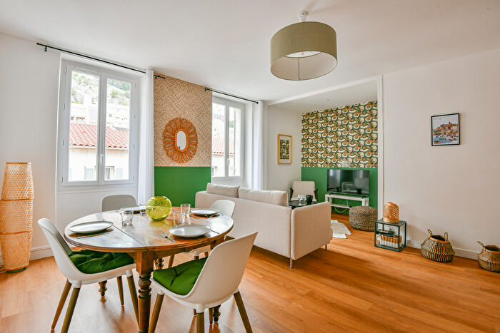 Appartement à louer - Marseille e , Vauban - 3 pièces - 2 chambres