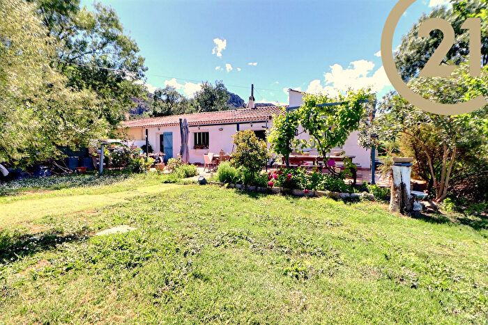 Maison 4 pièces à Roquebrune-sur-Argens, à vendre