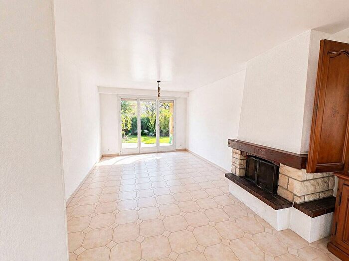 Maison 3 pièces à louer à Ascott-Village Ouest-Le Verger, Roissy-en-Brie