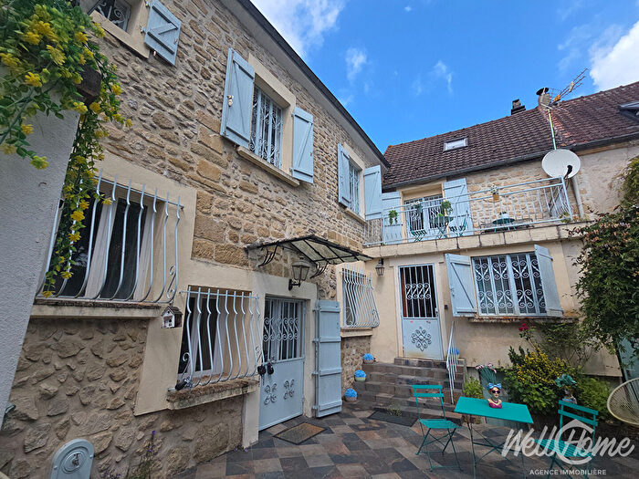 Maison 10 pièces à vendre à Vauréal, Le Village