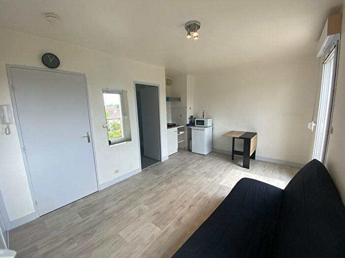 Appartement à louer - Auxerre, Saint-Julien, Saint-Amâtre - 1 pièce