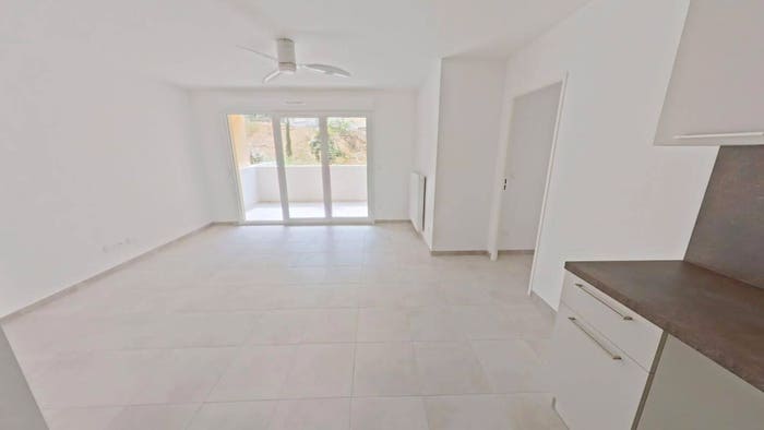 Appartement 3 pièces à Bioves-Casino, Menton, à louer