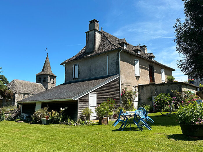 Maison 5 pièces à Saint-Martin-Cantalès, à vendre