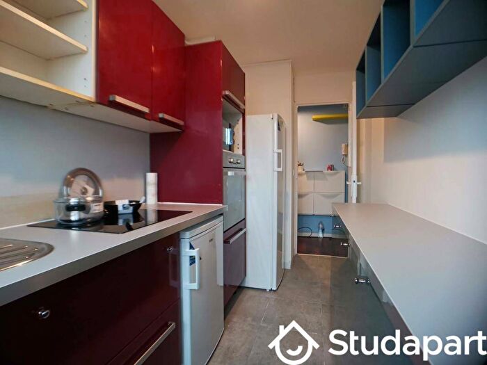 Appartement à louer - Plateau-Grèves-Europe-Gare du Stade-Fossés Jean, Colombes - 1 pièce - 1 chambre