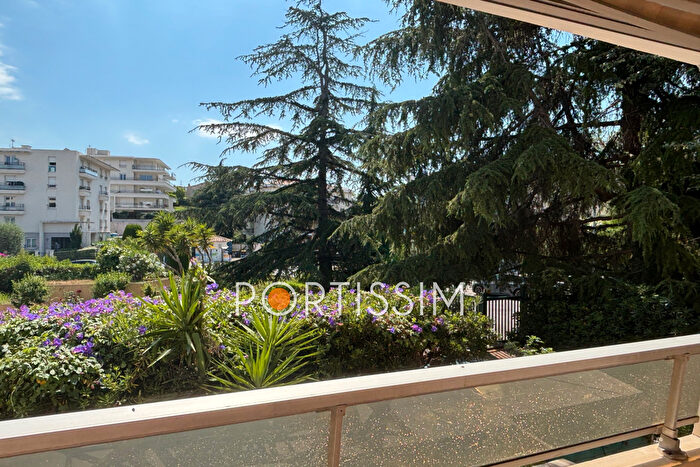 Appartement 4 pièces à vendre - Cagnes-sur-Mer, Le Val Fleuri