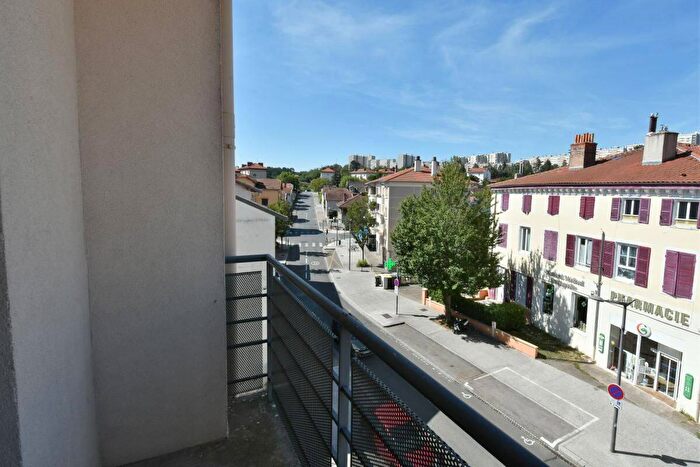 Appartement 3 pièces à Claveliere-Malletiere, Oullins-Pierre-Bénite, à louer