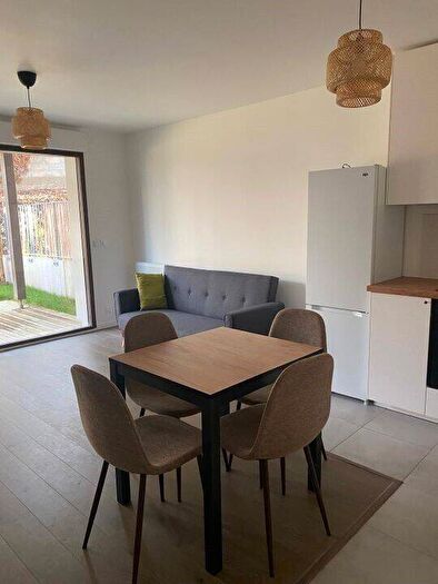 Centre Ville Ouest, Villejuif : Appartement 2 pièces à louer