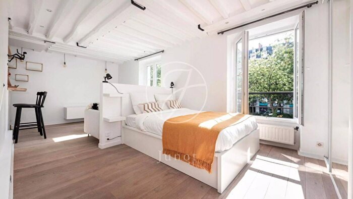 Appartement à louer - République-Saint Ambroise, Paris ème arrondissement - 1 pièce