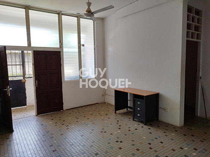 Appartement à louer - Saint-Laurent-du-Maroni - 3 pièces - 2 chambres