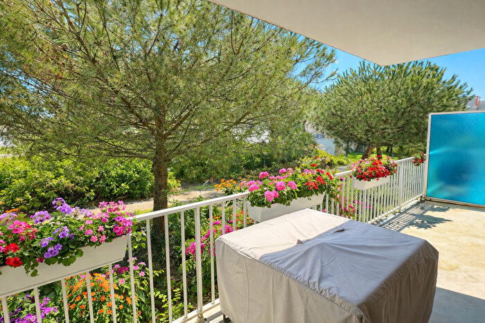 Appartement à vendre - Saint-Nazaire, Centre-ville, Ville-Port, Petit Maroc - 2 pièces - 1 chambre