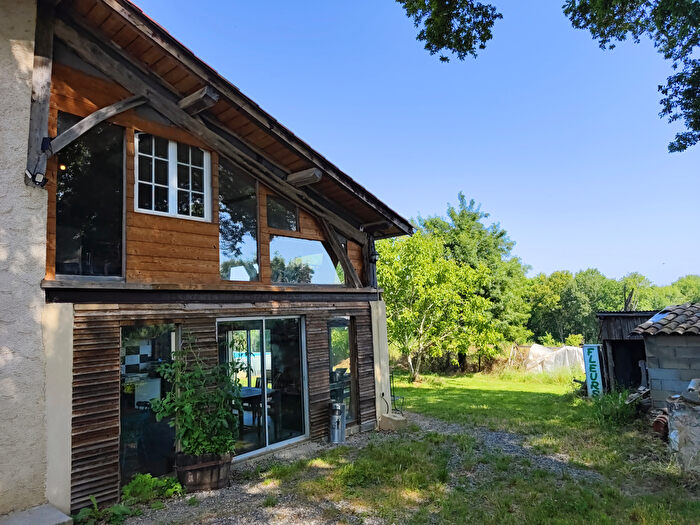 Maison à vendre - Terrebasse - 7 pièces - 5 chambres