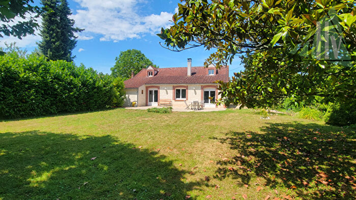 Gouaix : Maison 8 pièces à vendre