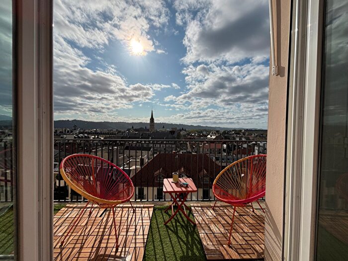 Appartement à louer - Pau, Centre-ville - 2 pièces - 1 chambre