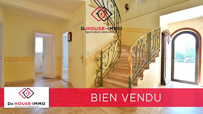 Maison à vendre - Plouhinec - 8 pièces - 6 chambres