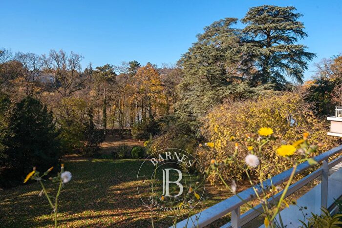 Maison à vendre - Caluire-et-Cuire - 6 pièces - 4 chambres