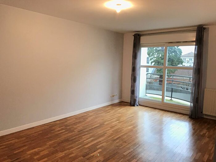 Appartement à vendre - Mantes-la-Jolie, Centre-ville - 3 pièces - 2 chambres