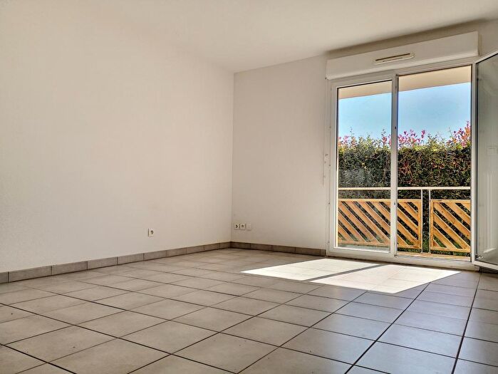 Appartement à louer - Damazan - 2 pièces - 1 chambre