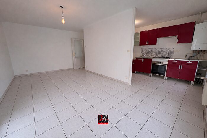 Rumilly, Les Collines, Nord : Appartement 3 pièces à vendre