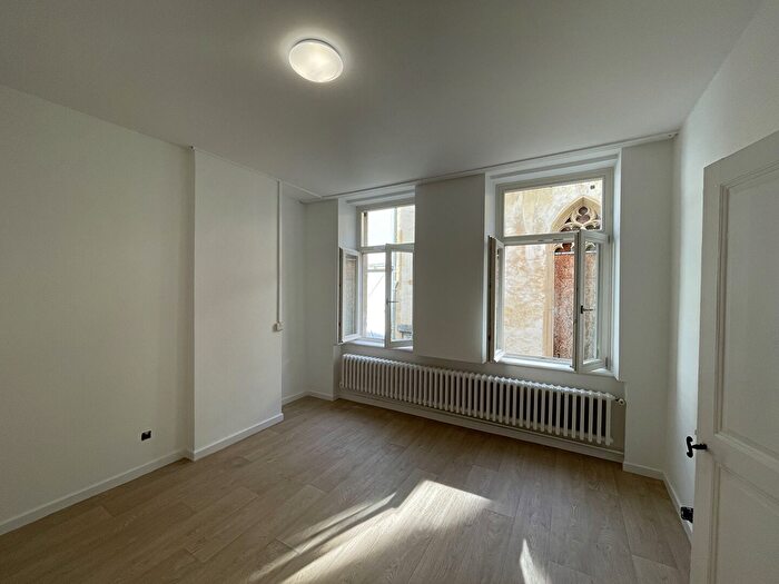 Metz, Ancienne ville - Appartement 1 pièce à louer