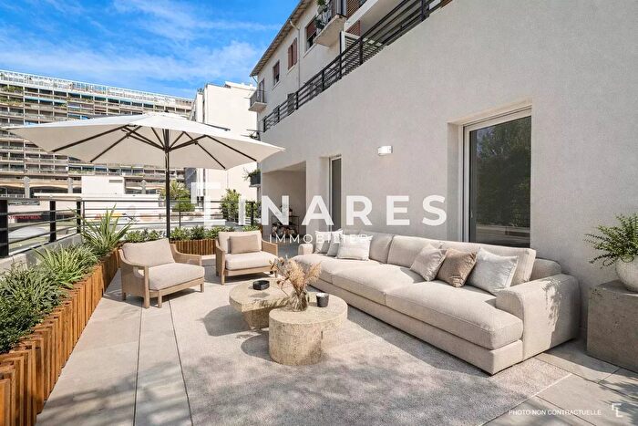 Appartement à vendre - Marseille e , Saint-Giniez - 4 pièces - 3 chambres