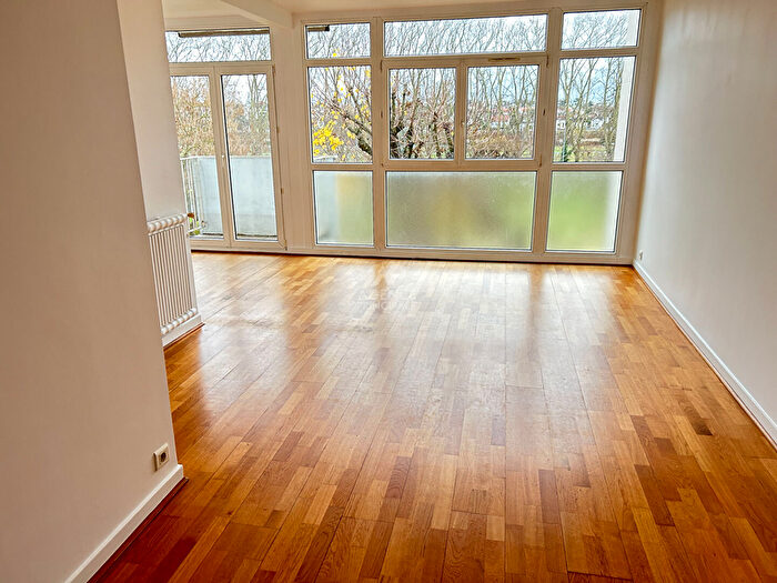 Appartement 4 pièces à louer à Maisons-Laffitte, Centre-ville