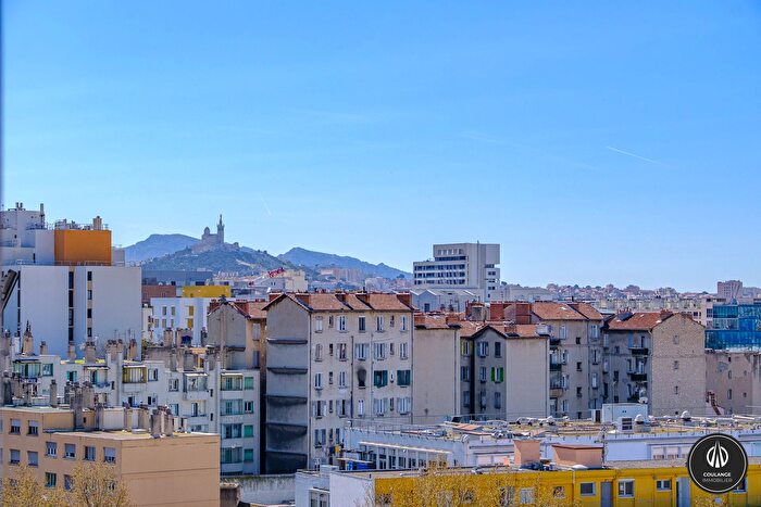 Appartement à vendre - Marseille e , Saint-Mauron - 2 pièces - 1 chambre