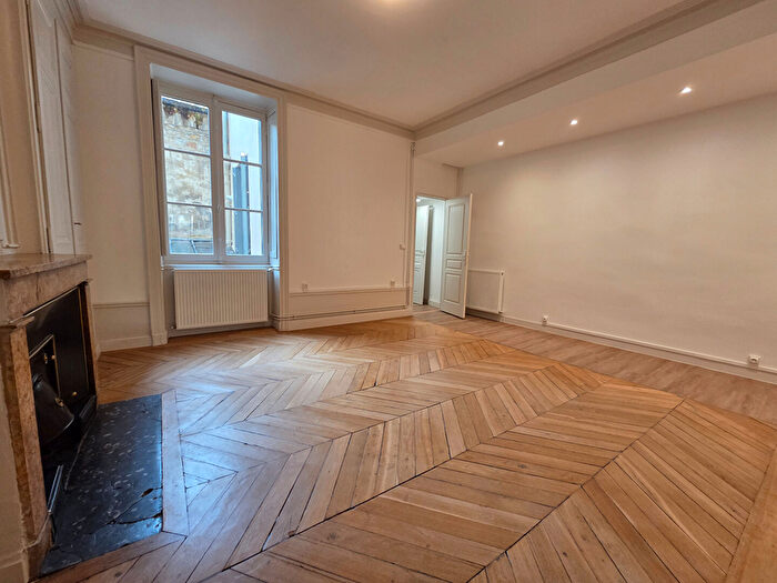 Appartement à vendre - Lyon e , Bellecour, Carnot - 4 pièces - 3 chambres