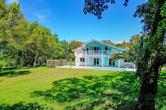 Maison 7 pièces à Boucau, à vendre