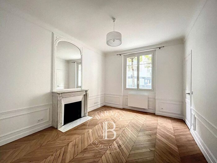 Appartement 2 pièces à Auteuil Sud, Paris 16ème arrondissement, à louer
