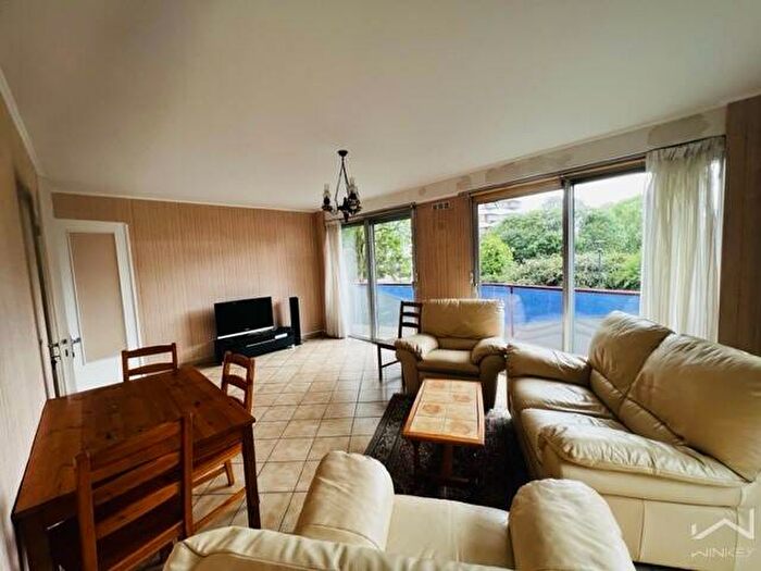 Appartement à louer - Le Blosne, Rennes - 4 pièces - 2 chambres