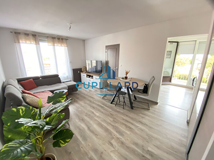 Appartement à vendre - Riorges - 2 pièces - 1 chambre