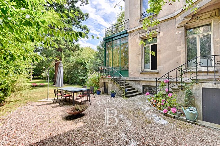 Maison à vendre - Nancy, Ville vieille, Léopold - 18 pièces - 11 chambres