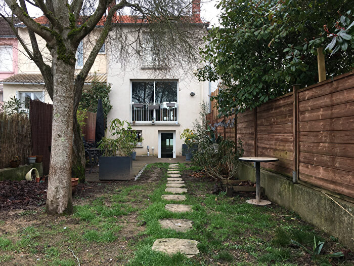 Maison à vendre - Tours, Beaujardin - 4 pièces - 3 chambres