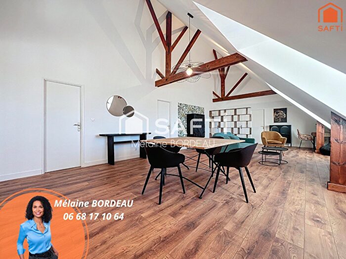 Appartement 5 pièces à Grand-Champ, à louer