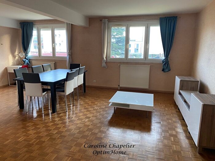 Maisons à vendre et appartements à louer - 1