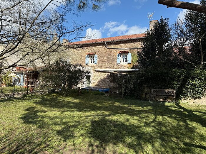 Maison à vendre - Condom - 6 pièces - 4 chambres