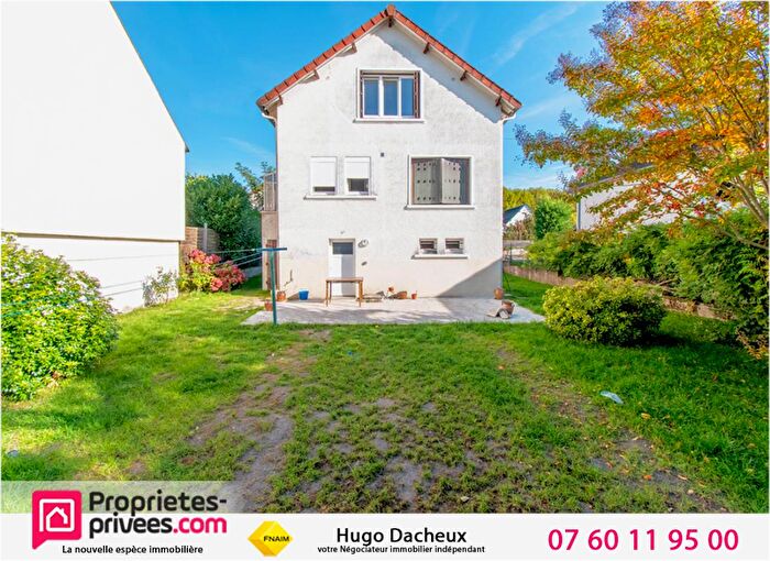 Maison à vendre - Vierzon, Bois dYèvre - 4 pièces - 3 chambres