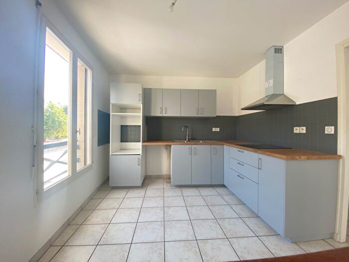 Saint-Bonnet-le-Château - Appartement 3 pièces à louer