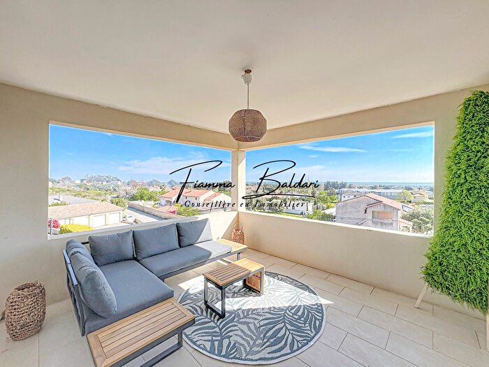 Maison à vendre - Castellare-di-Casinca - 4 pièces - 3 chambres