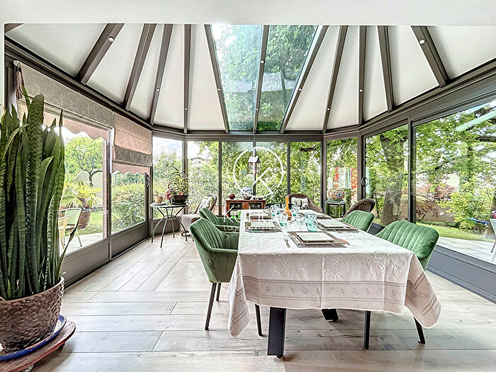 Maison 6 pièces à Les Chères, à vendre